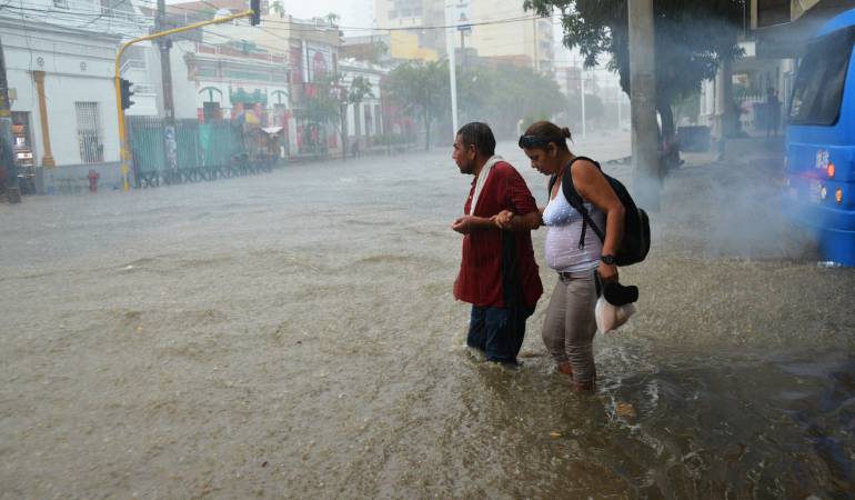 Cuatro departamentos inundados por fuertes lluvias