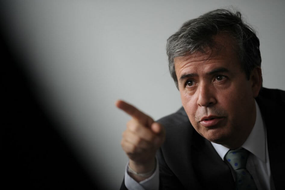 Absuelven al abogado Alex Vernot investigado por caso Hyundai