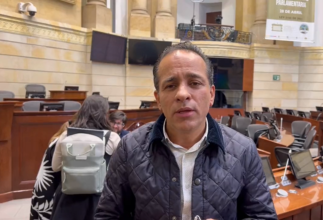 Senador Alexánder López renuncia a la presidencia del Polo Democrático ...