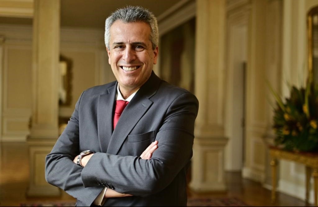 Luis Fernando Velasco, ministro del Interior busca reconciliación con ...