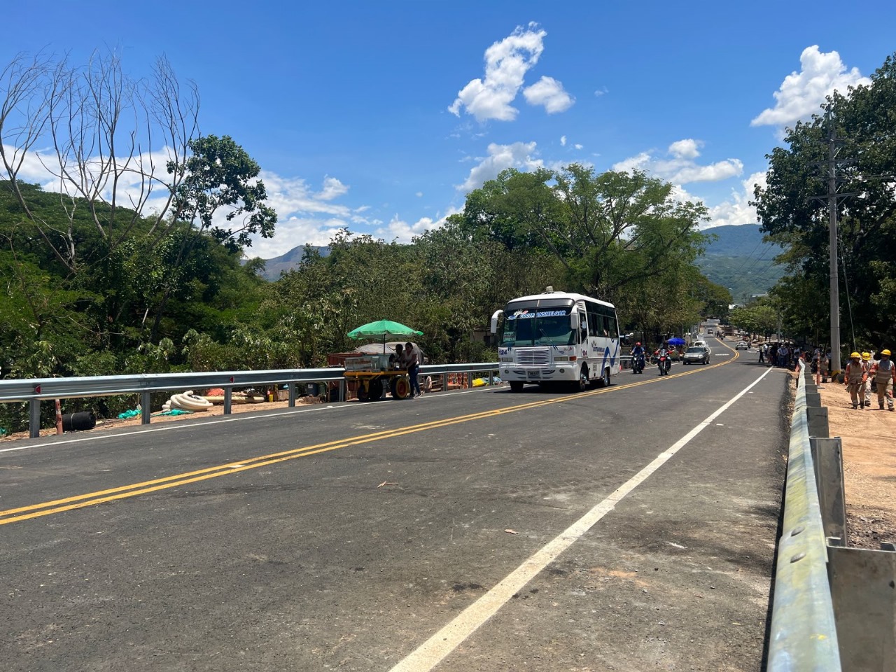 Video: así avanzan los trabajos en la vía Bogotá Girardot, sector ...