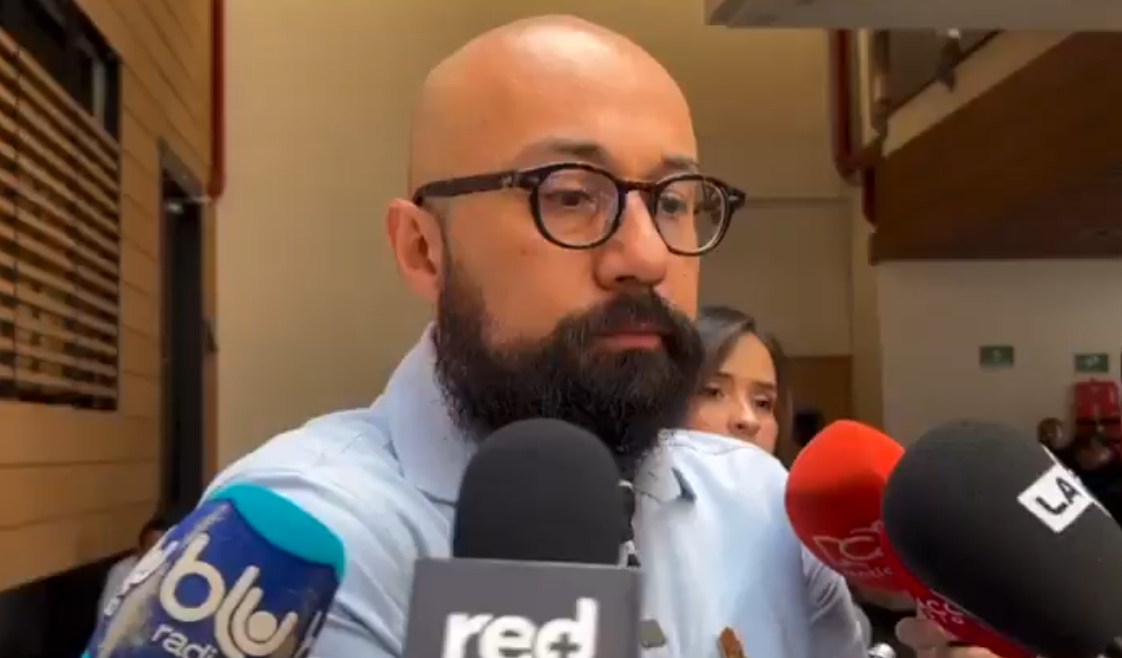 Carlos Carrillo defiende gestión de la UNGRD ante señalamientos de baja ...