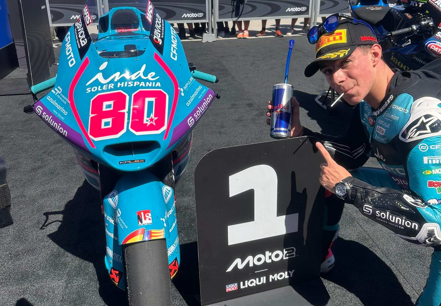 David Alonso ganó su primera carrera en Moto2 y brilló en el GP de Hungría