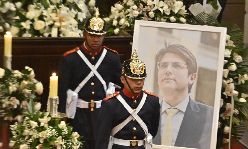 Fiscalía habría ignorado alerta sobre plan para asesinar a Miguel Uribe ...