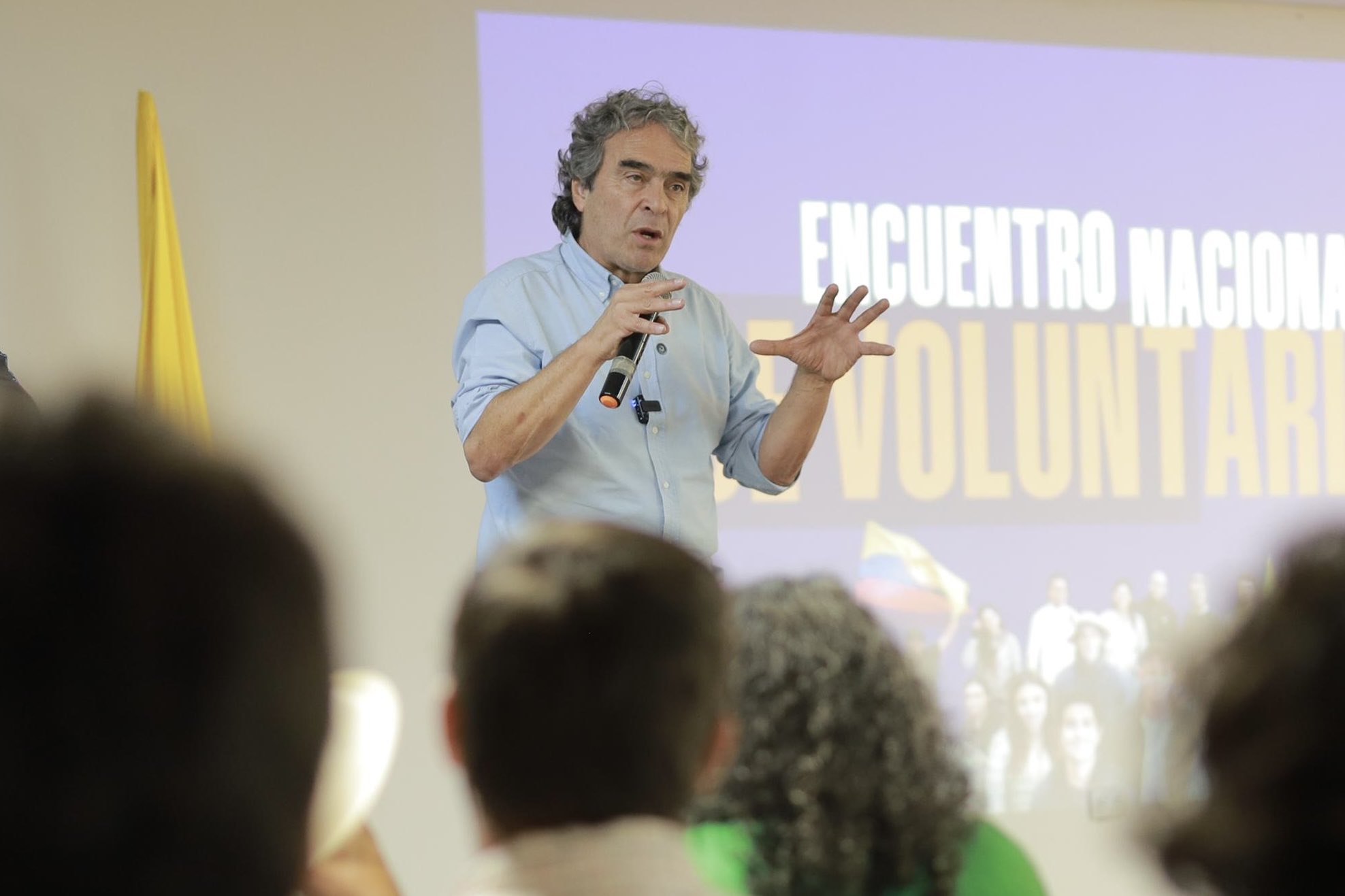 Sergio Fajardo analiza entrar a consulta alternativa con Claudia López ...