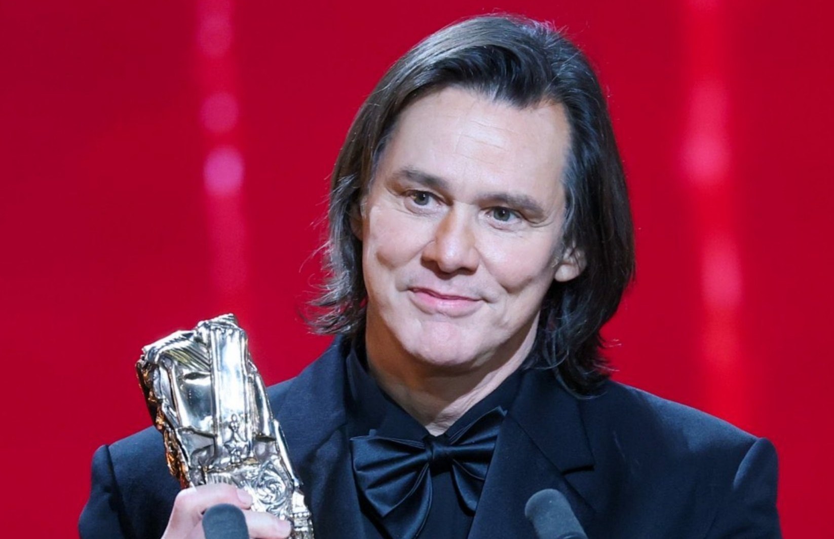 Jim Carrey recibió el César de Honor y emocionó con un discurso sobre ...