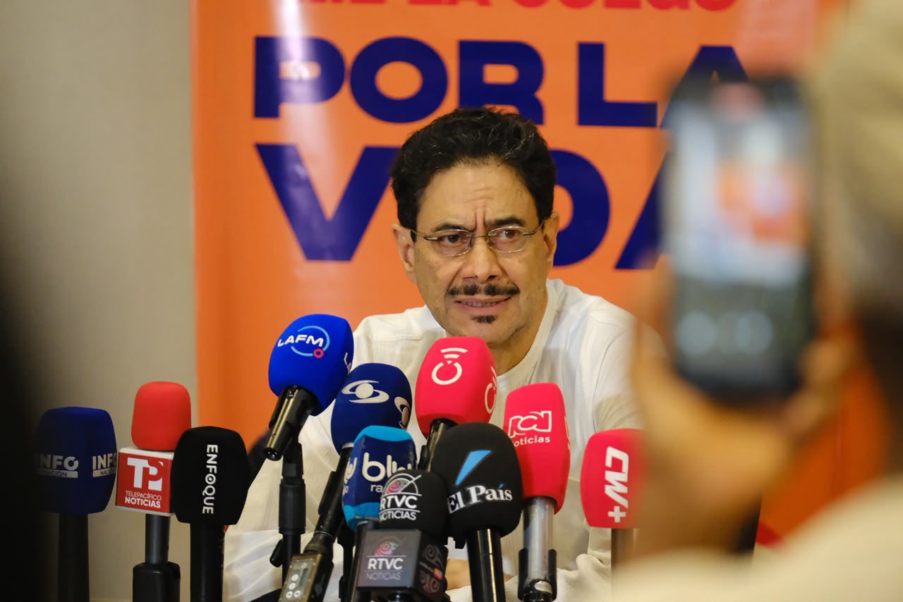 Elecciones 2026: Iván Cepeda recibe la adhesión del Movimiento Mais